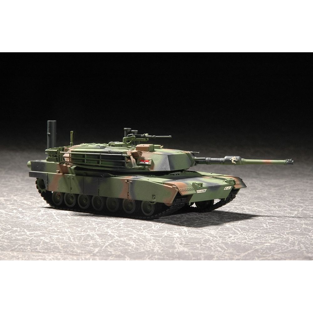 Bachmann Europe plc - US Army M1A1 Abrams Main Battle Tank